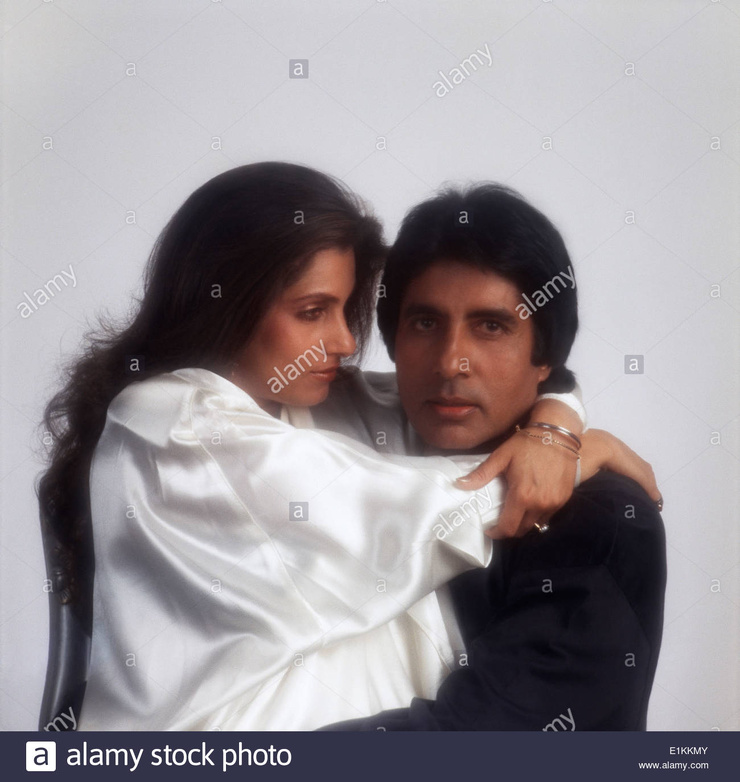 Dimple Kapadia image
