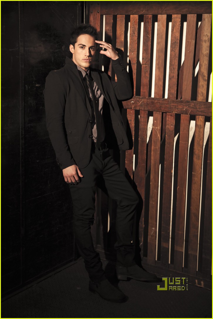 Picture of Michael Trevino