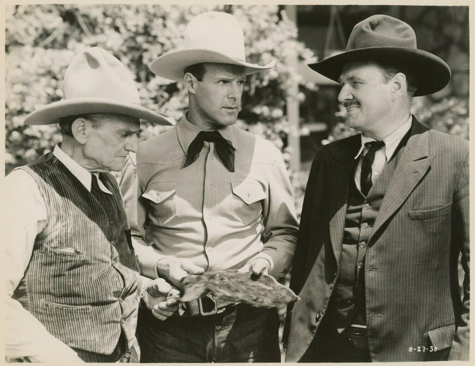 Murdock MacQuarrie, Kermit Maynard, Ed Cassidy