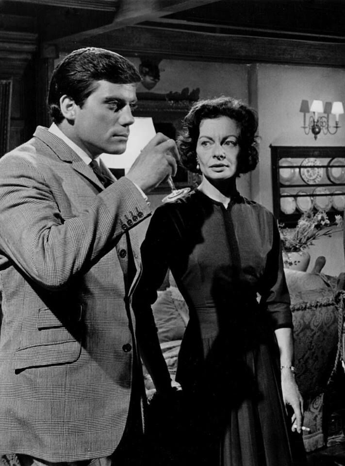 Sheila Burrell picture