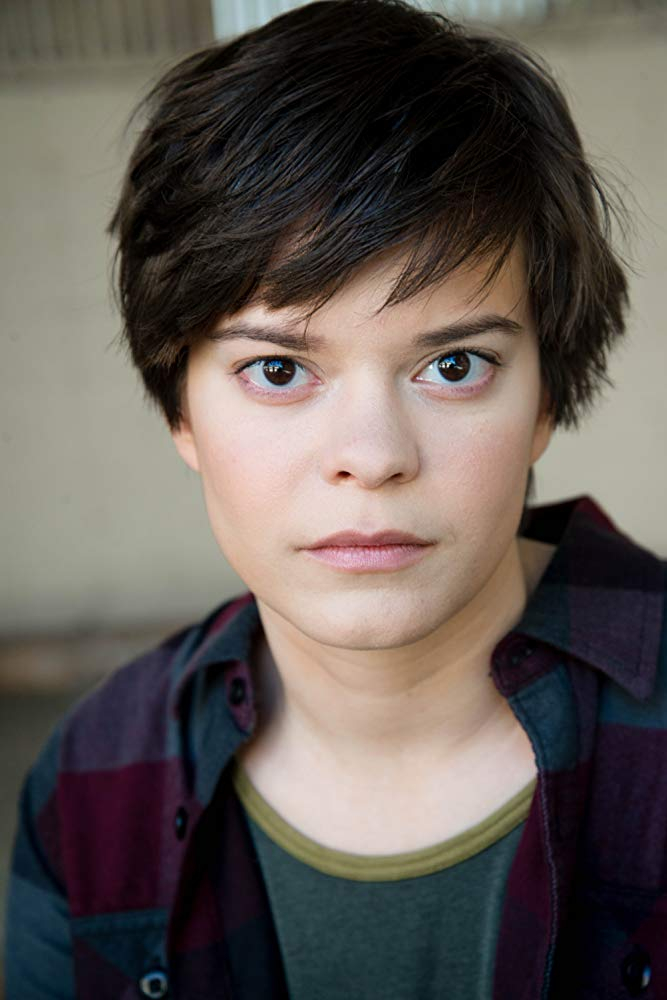 Picture of Elizabeth Hinkler