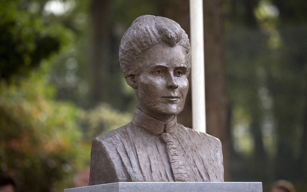 Image of Edith Cavell