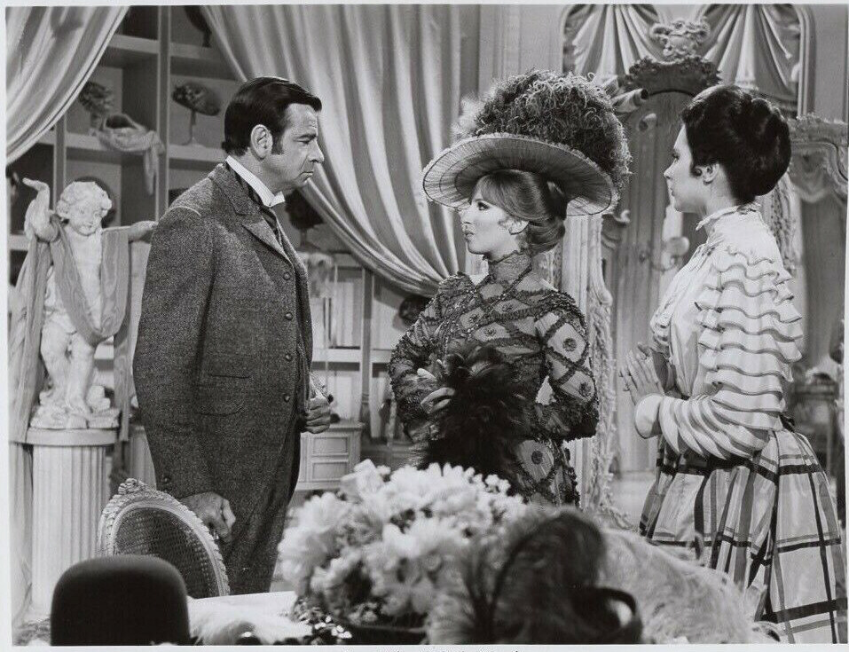 Picture of Hello, Dolly!