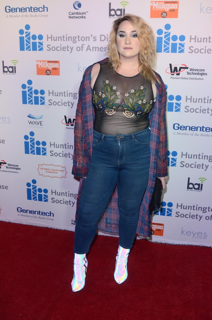 Picture of Emma Hunton