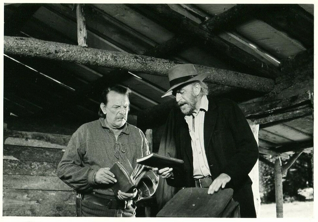 Denver Pyle, John Dehner