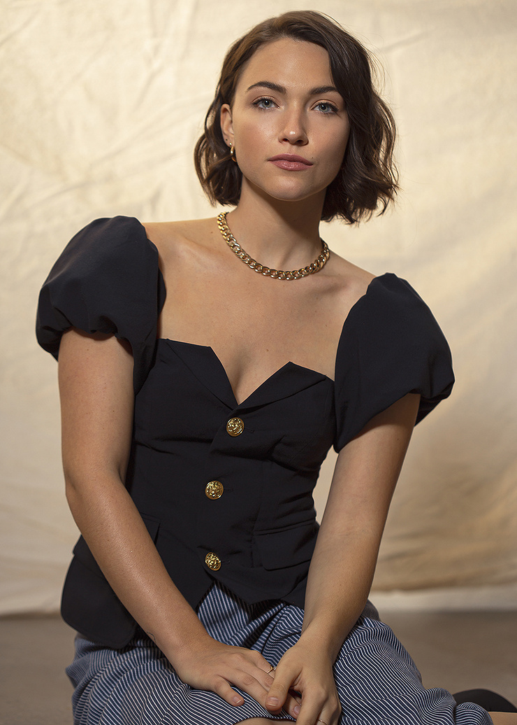 Violett Beane image