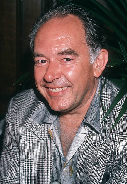 Robin Leach