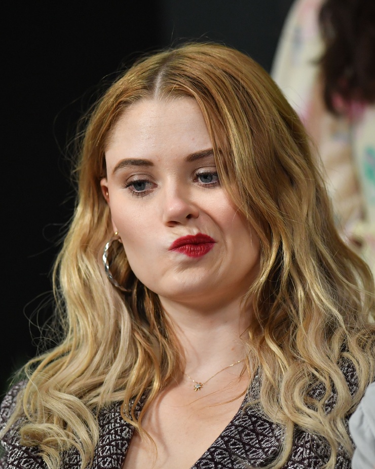 Picture of Virginia Gardner