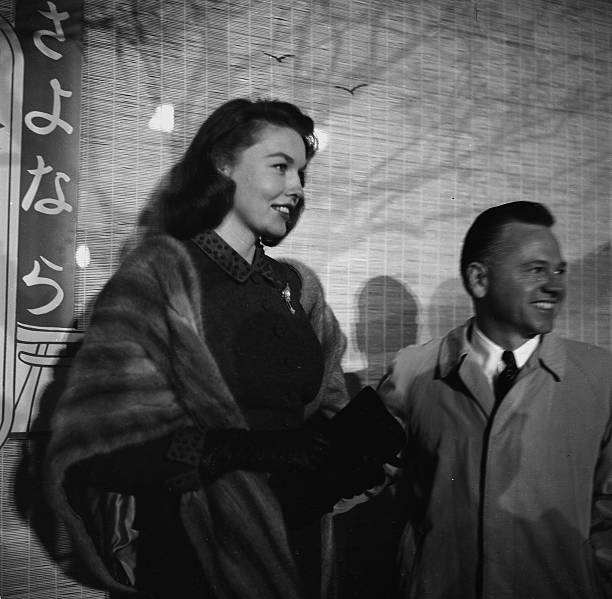 Elaine Devry, Mickey Rooney