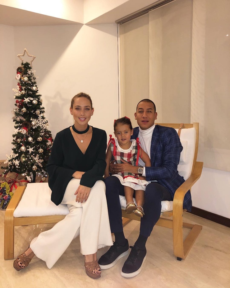 Picture of Vanessa Pose