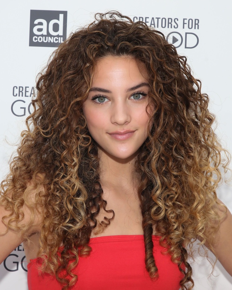 Picture of Sofie Dossi