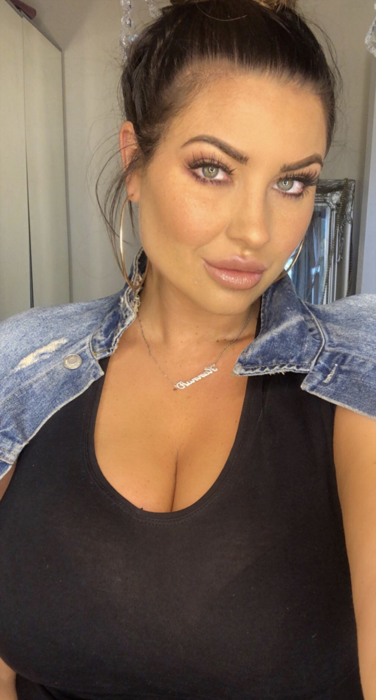 Picture of DJ Hannah B