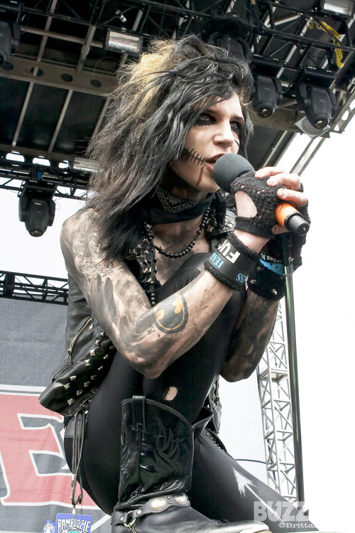 Andy Sixx picture