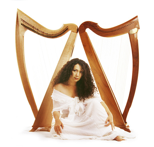 Picture of Lisa Lynne