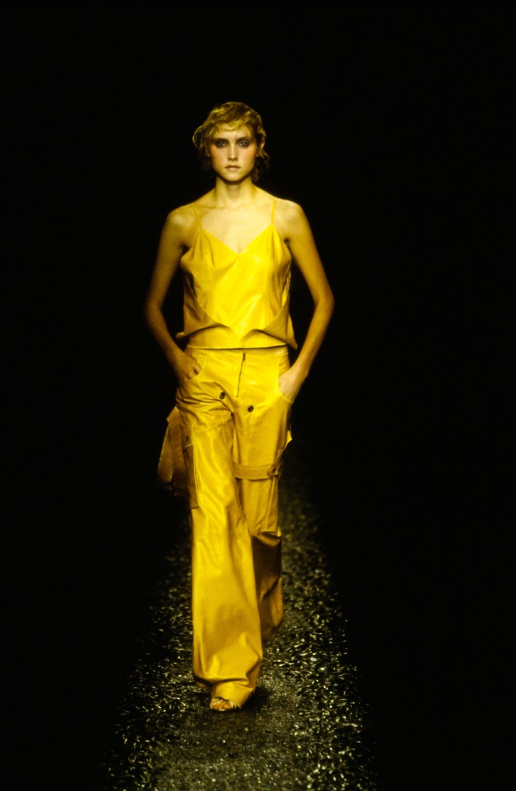 2001