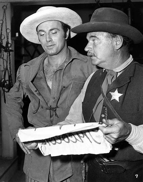 Scott Forbes, Ray Teal