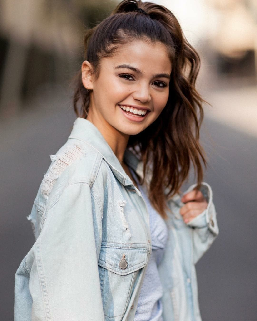 Siena Agudong picture