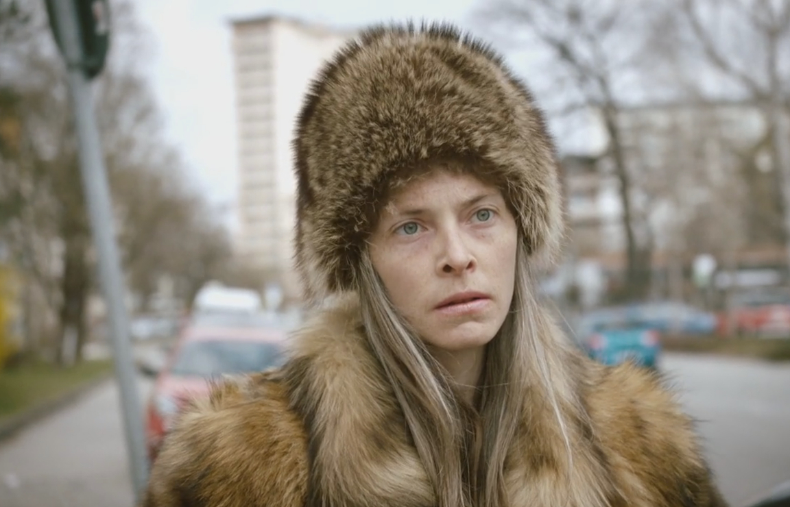 Lucy Wirth as «Sandra Walitza»