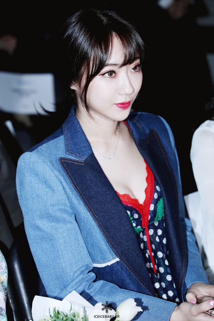 Picture of Kyungri