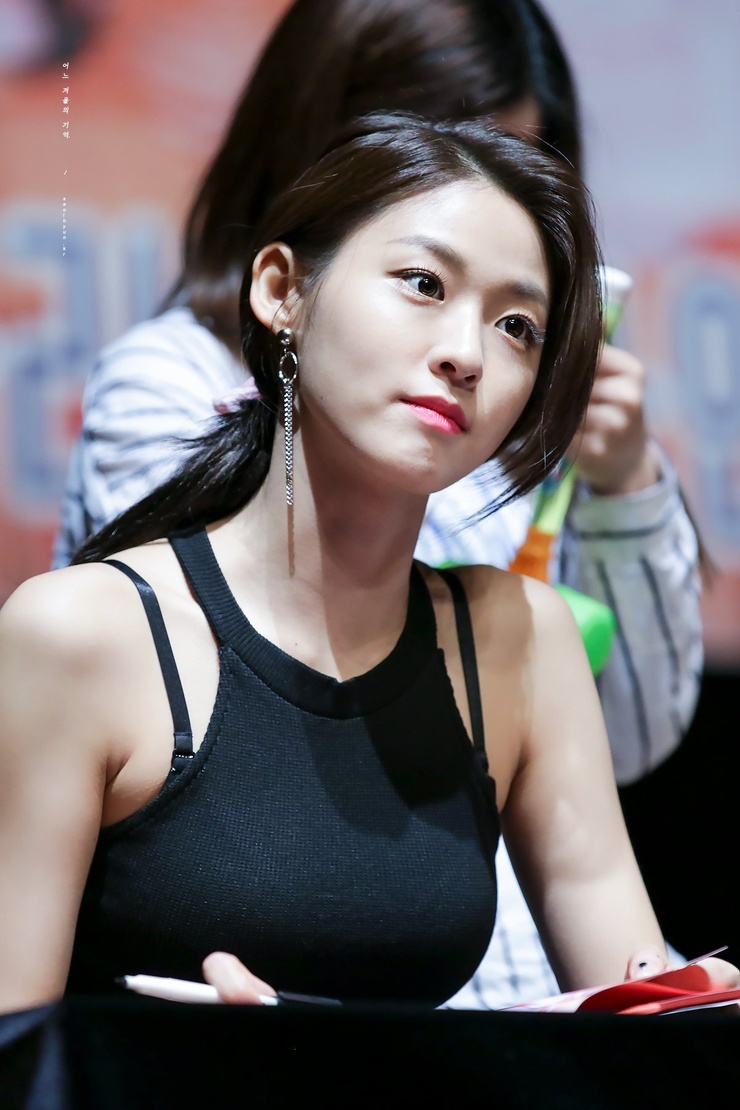 Picture of Seol-Hyun Kim