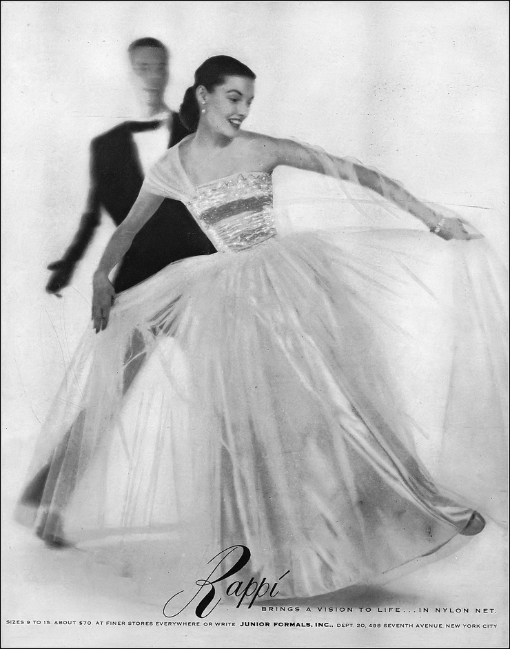 Picture of Elise Daniels