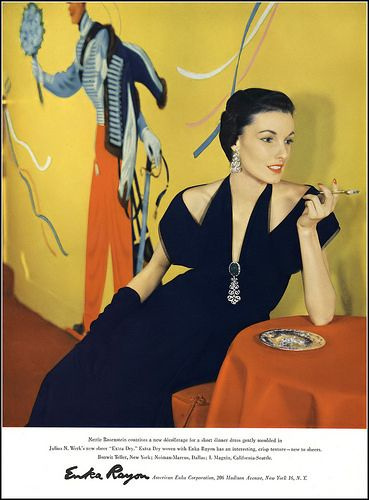 Picture of Elise Daniels