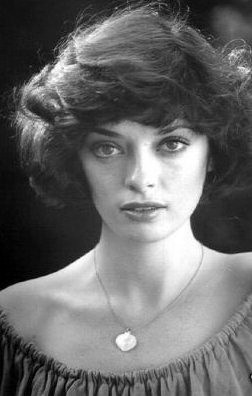 Angela Cartwright image