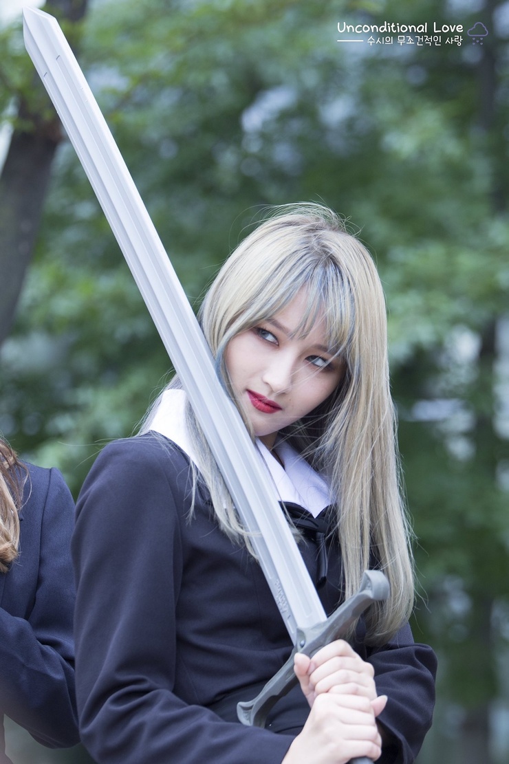 Siyeon picture