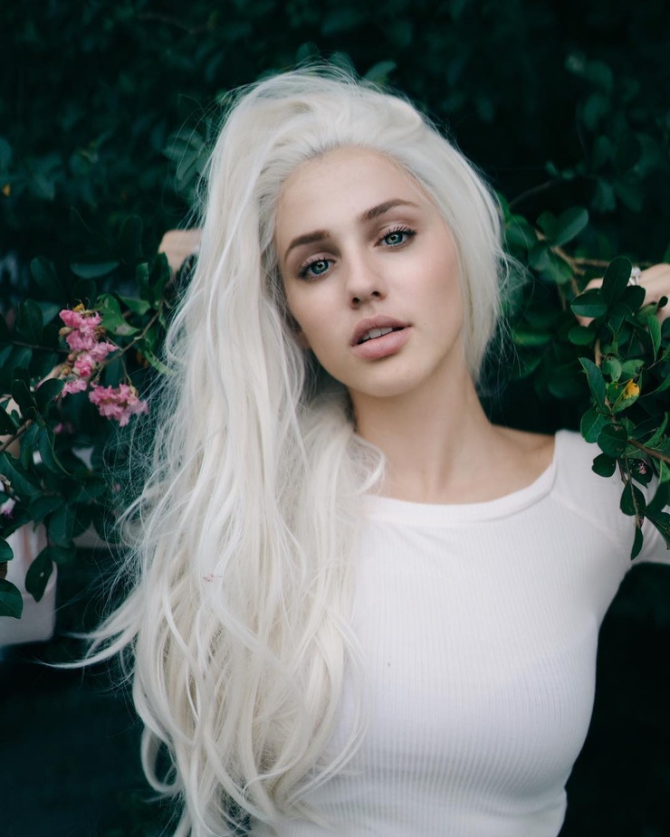 Picture of Brooke Bush