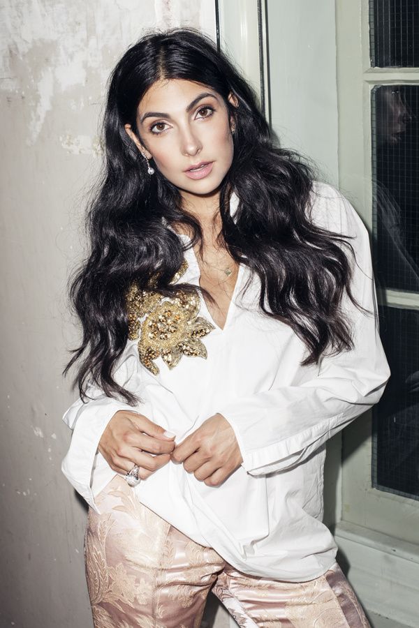 Picture of Anna Nooshin