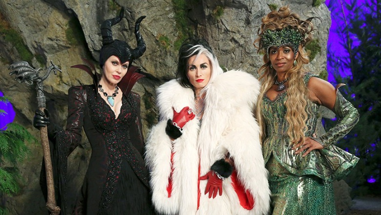 Picture of Cruella De Vil (Victoria Smurfit)