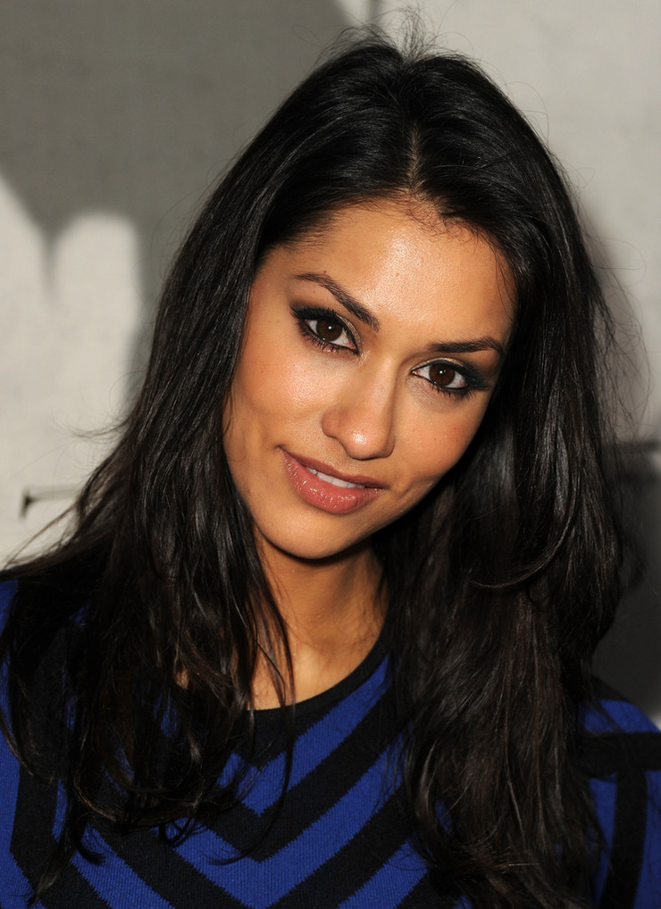 Picture of Janina Gavankar