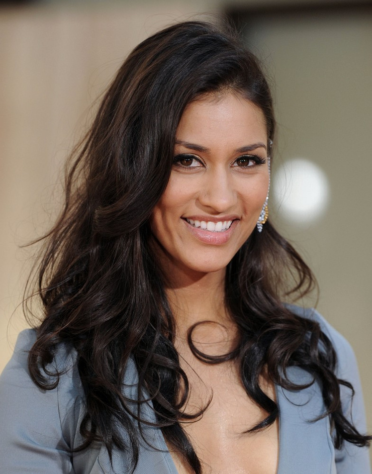 Janina Gavankar picture