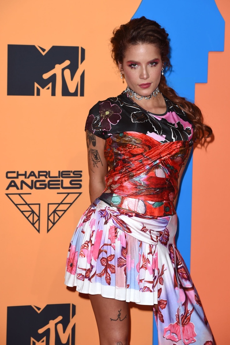 Picture of Halsey