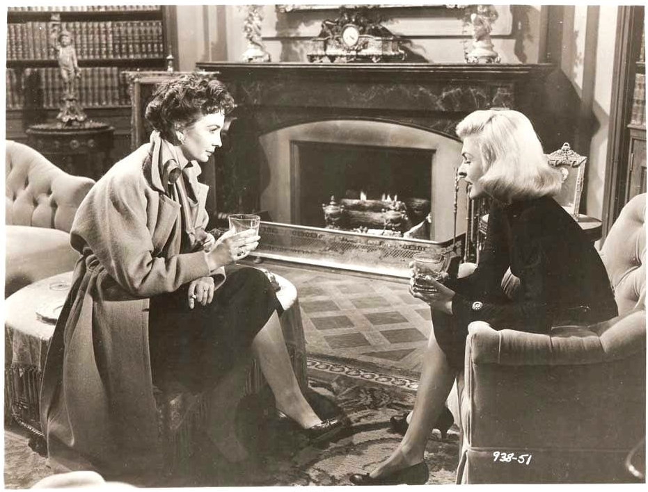 Jean Simmons, Peggy Knudsen