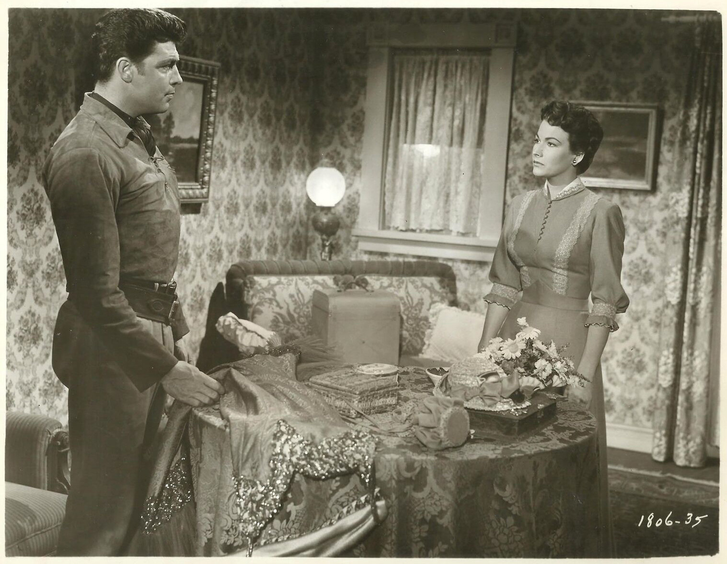 Dale Robertson, Mara Corday