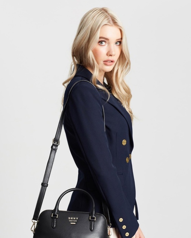 Picture of Elise Faust