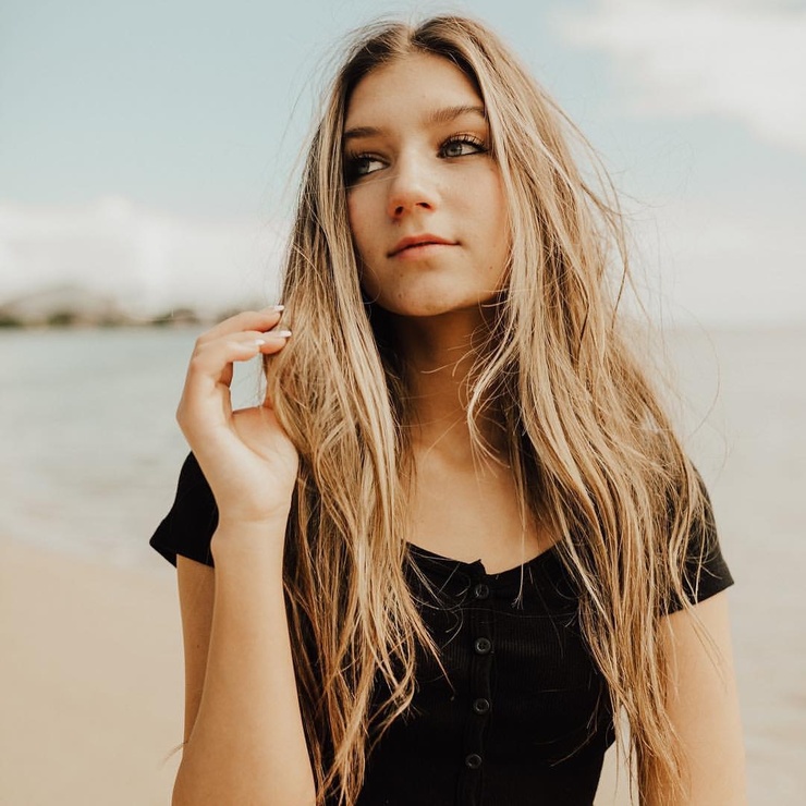 Picture of Madison Lewis