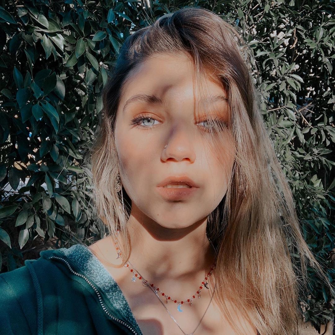 Picture of Madison Lewis