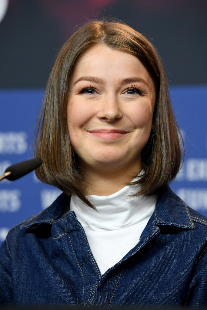 Andrea Berntzen picture