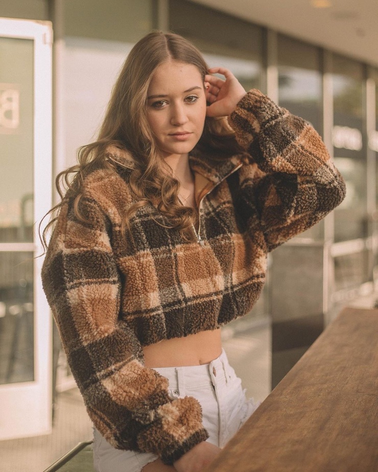 Picture of Riley Lewis