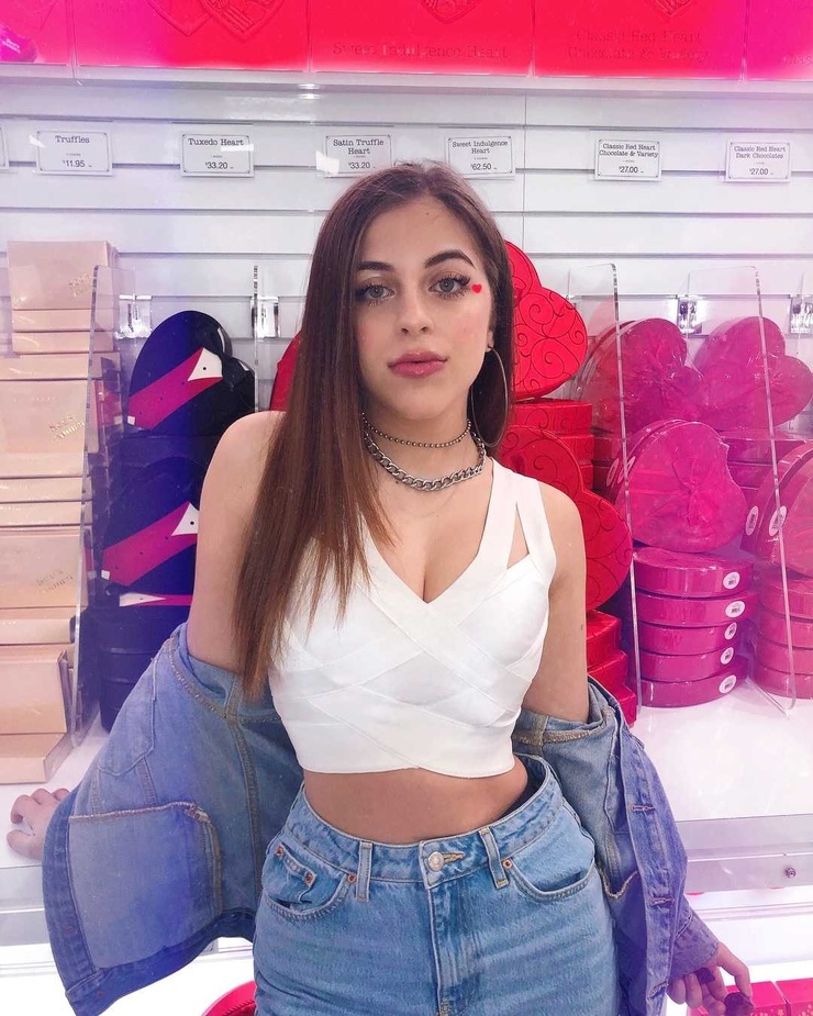Picture of Ariel Martin