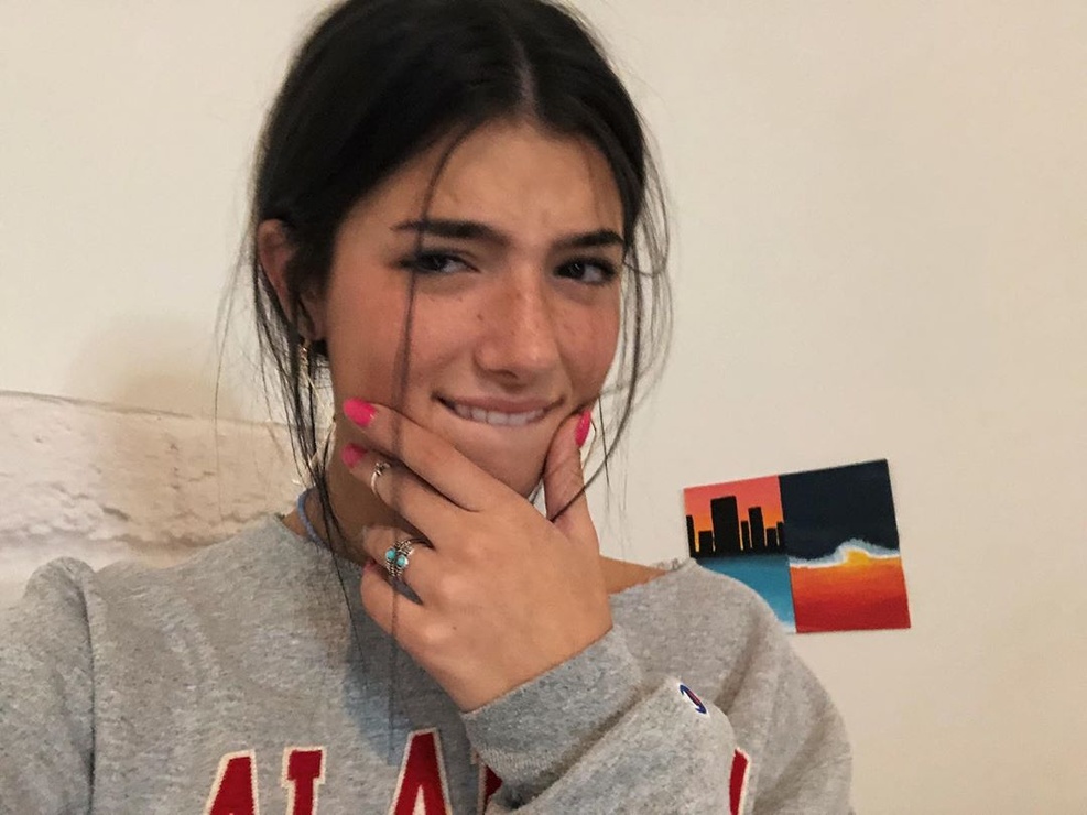 Charli D'Amelio picture