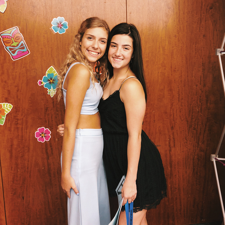 Charli D'Amelio image