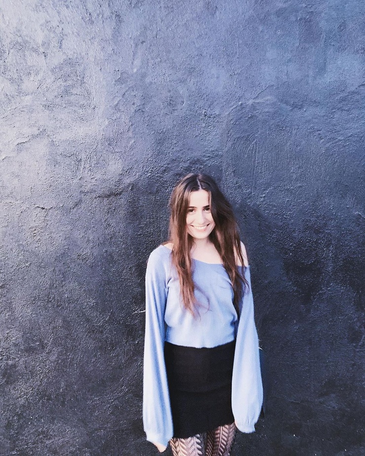 Picture of Dodie Clark