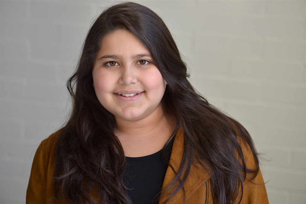 Kimia Esfahani picture