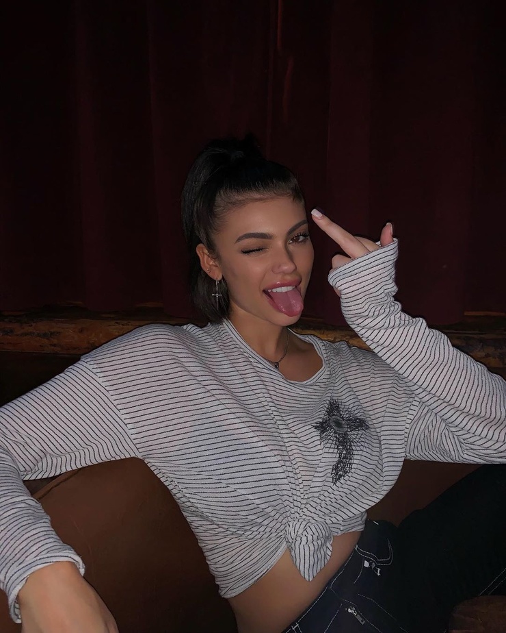 Picture of Kelsey Calemine