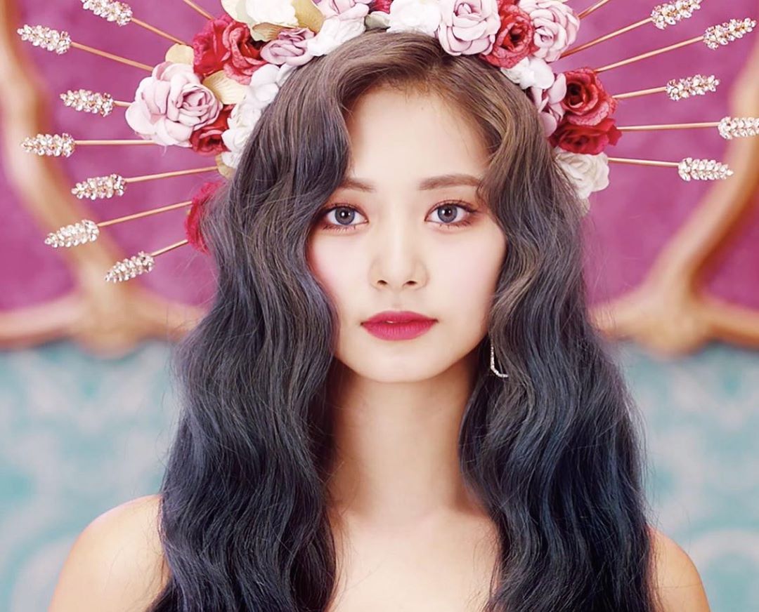 Picture of Chou Tzu-yu (Tzuyu)