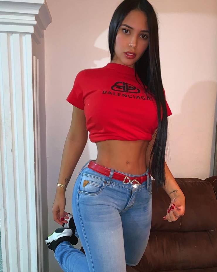 Picture Of Ana Paula Saenz
