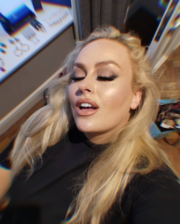 Picture of Charlotte Coyle